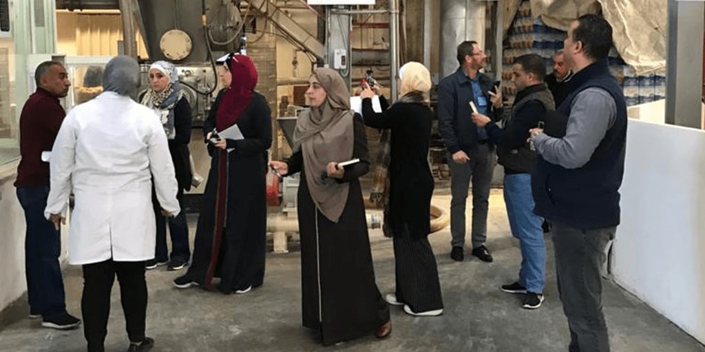 Strengthening the capacity of labour inspectors - Better Work