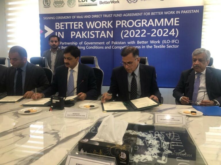 Government of Pakistan and ILO sign MoU for implementation of Better ...