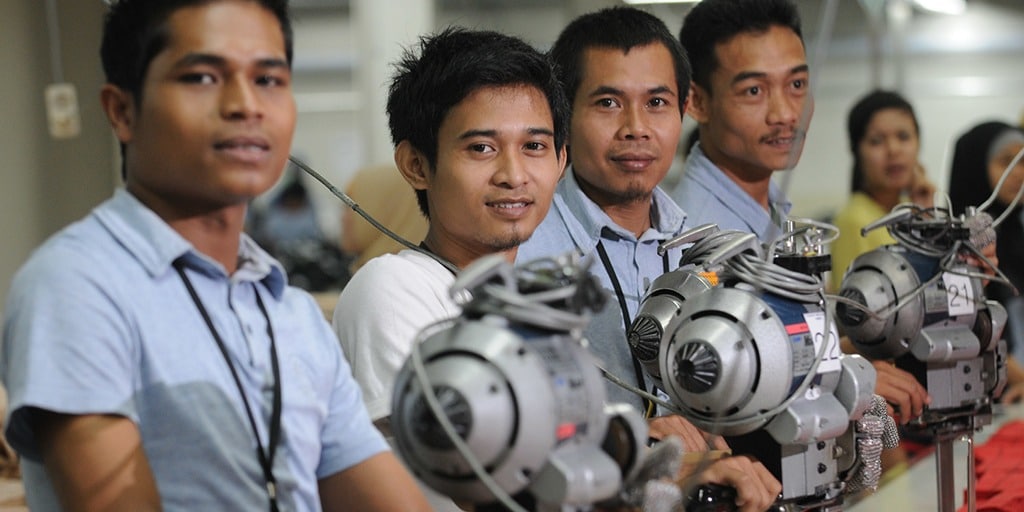 Building consensus on the use of non-permanent contract - Better Work